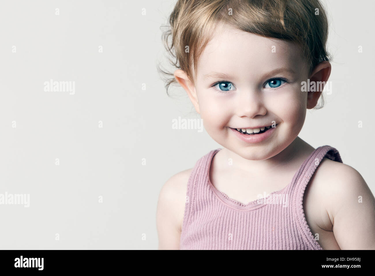 Cute girl smile in hi-res stock photography and images - Alamy