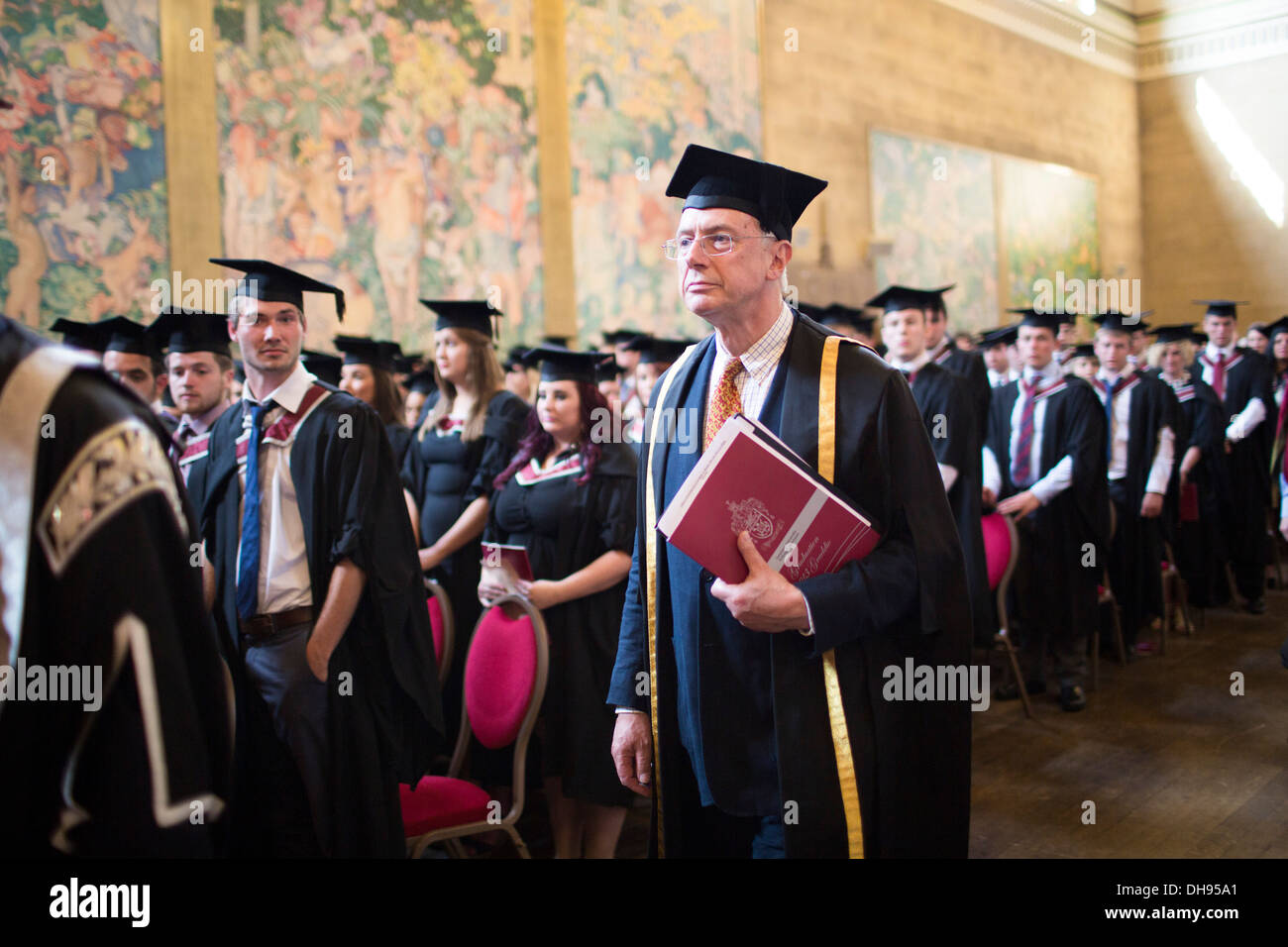 University Graduands High Resolution Stock Photography and Images - Alamy
