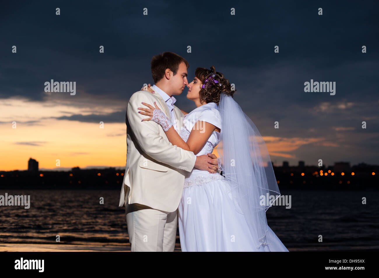 Newly married husband wife bride hi-res stock photography and images ...