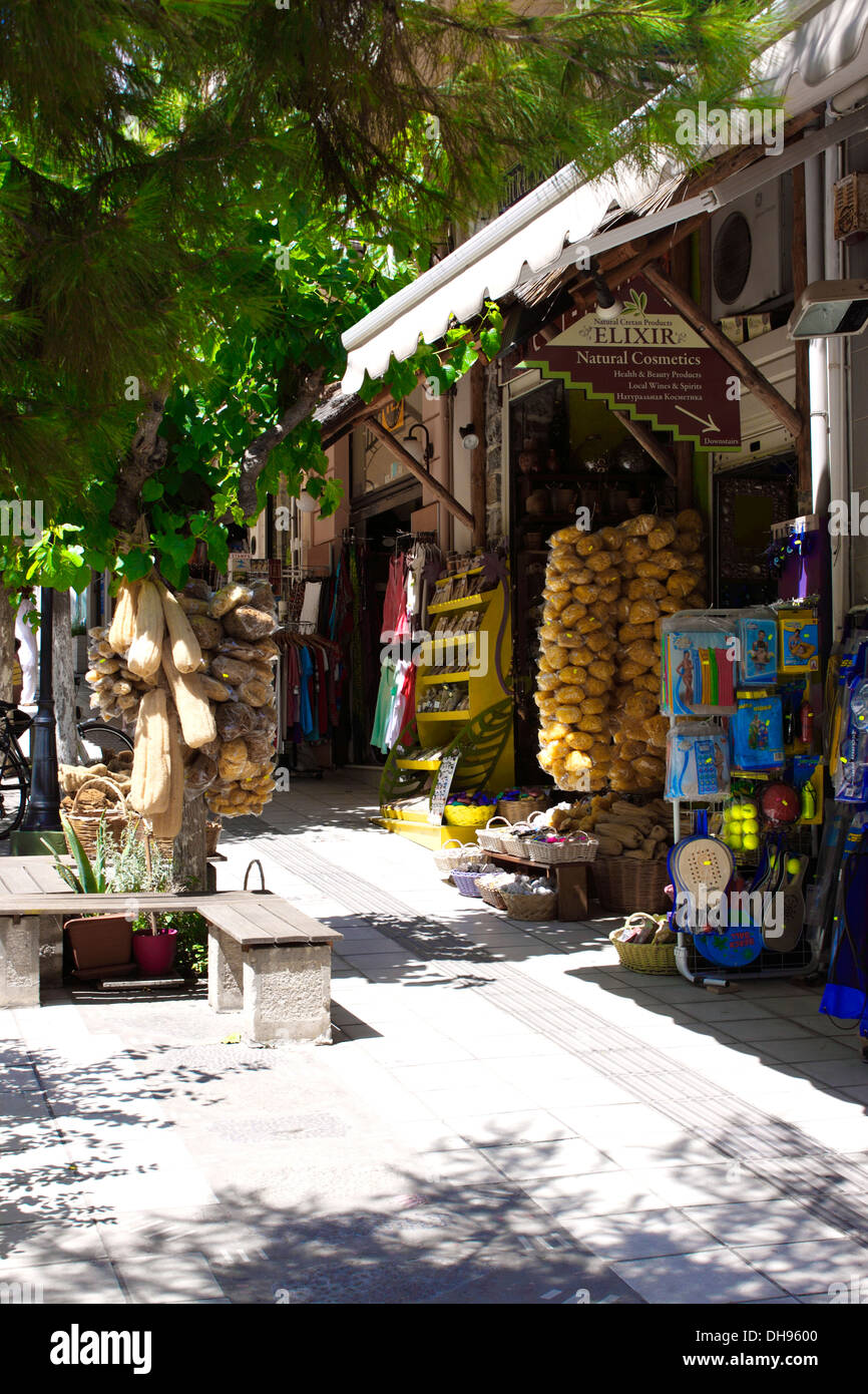 TRADITIONAL GREEK GIFT SHOP IN AGIOS NIKOLAOS. CRETE Stock Photo - Alamy