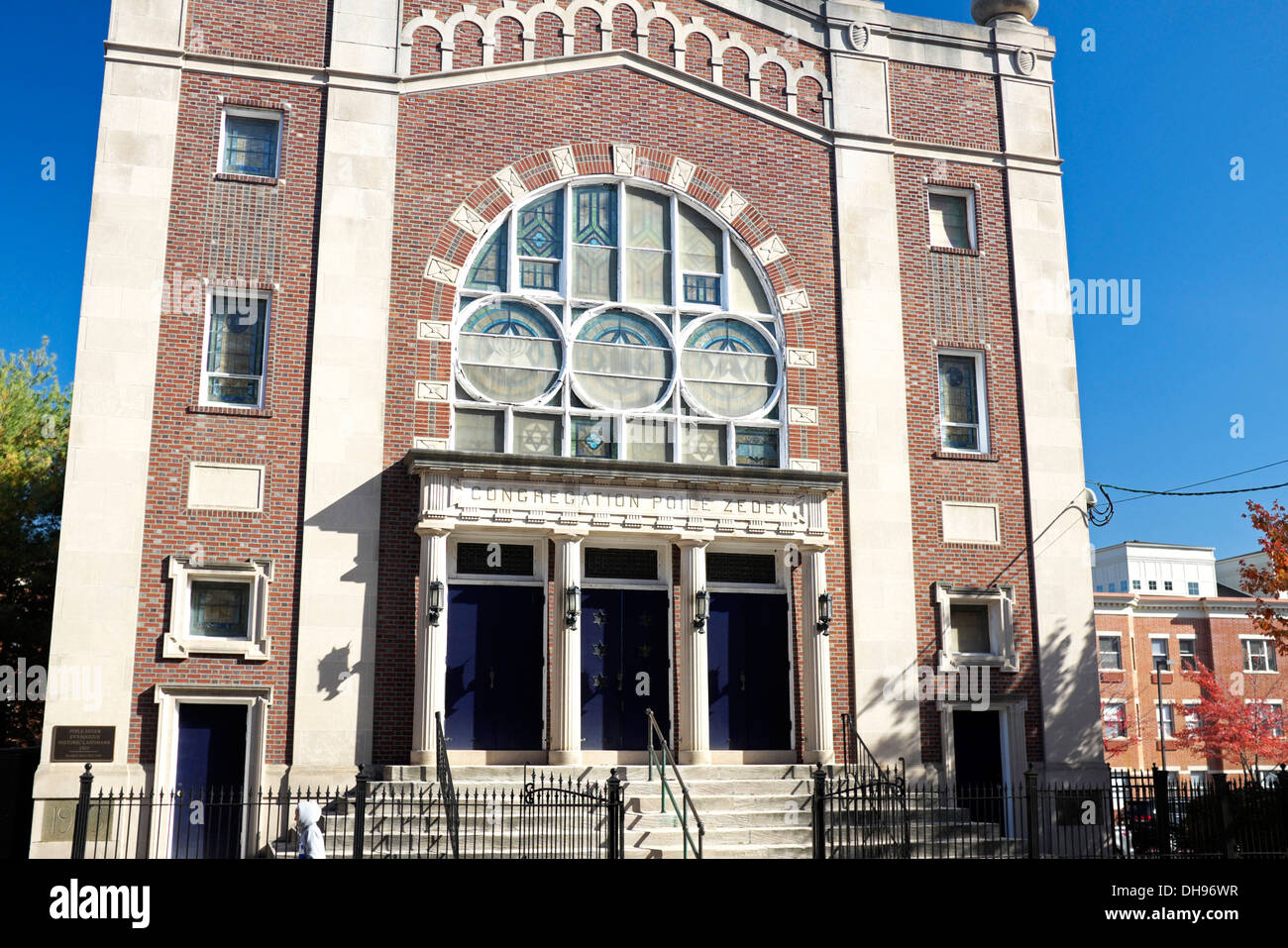 Congregation Poile Zedek is an Orthodox Ashkenazic synagogue located in ...