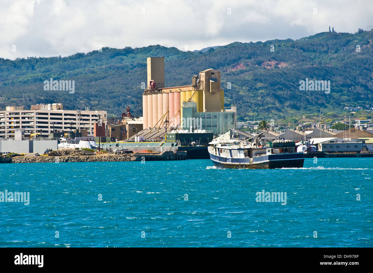 Hawaii, Oahu, Honolulu Harbor, View Of Cargo Ship And Buildings From ...
