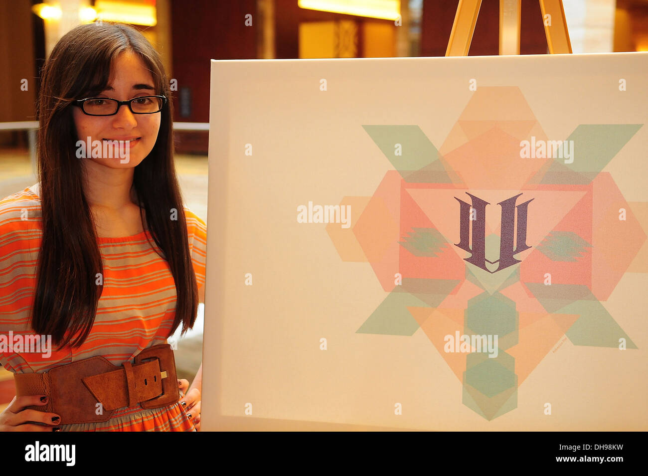 Contestant Robecca Flor Venus Williams announces winners of Eleven by ...