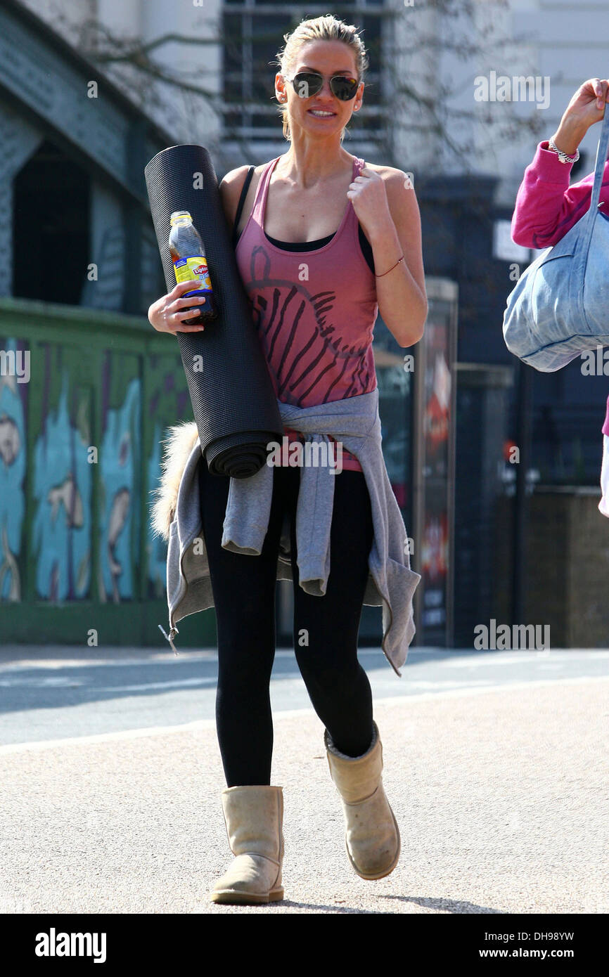 On national cleavage day Sarah Harding walks around North London with ...