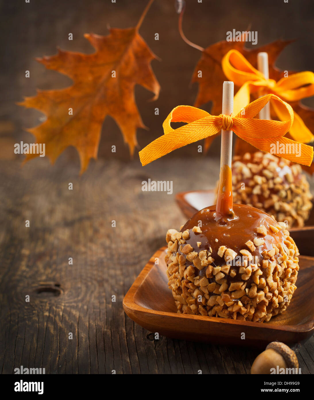 Homemade Taffy Apple with Peanuts Stock Photo - Alamy