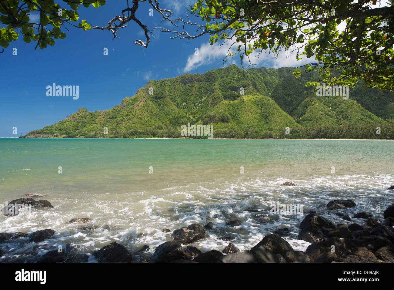 Hawaii, Oahu, Kahana Bay And Valley On The Windward Side Of The Island ...