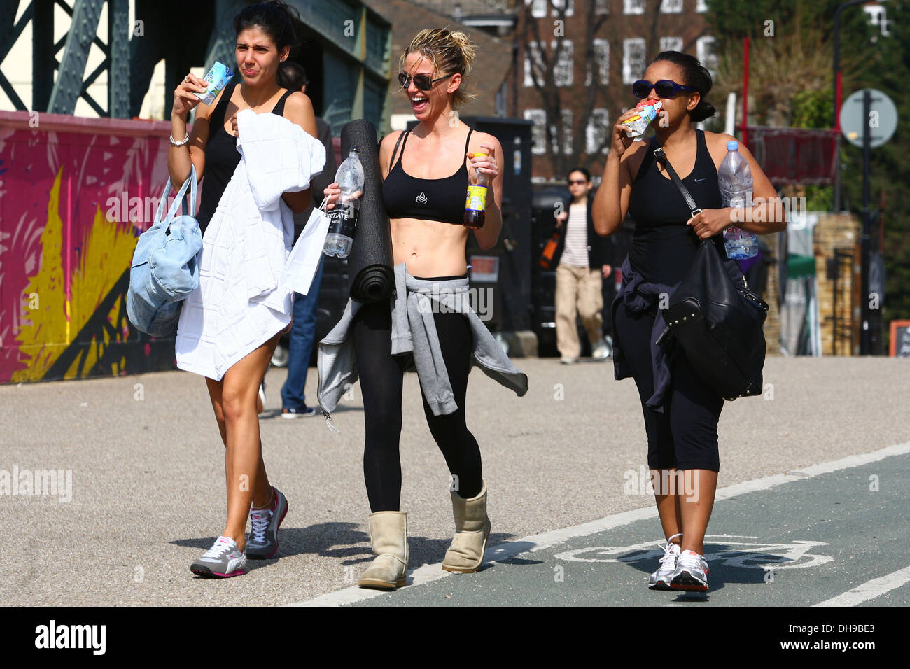 On national cleavage day Sarah Harding walks around North London with ...