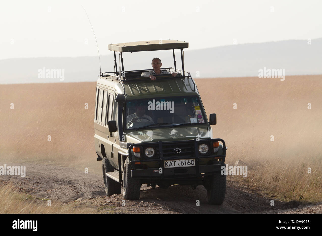 Safari jeep hi-res stock photography and images - Alamy