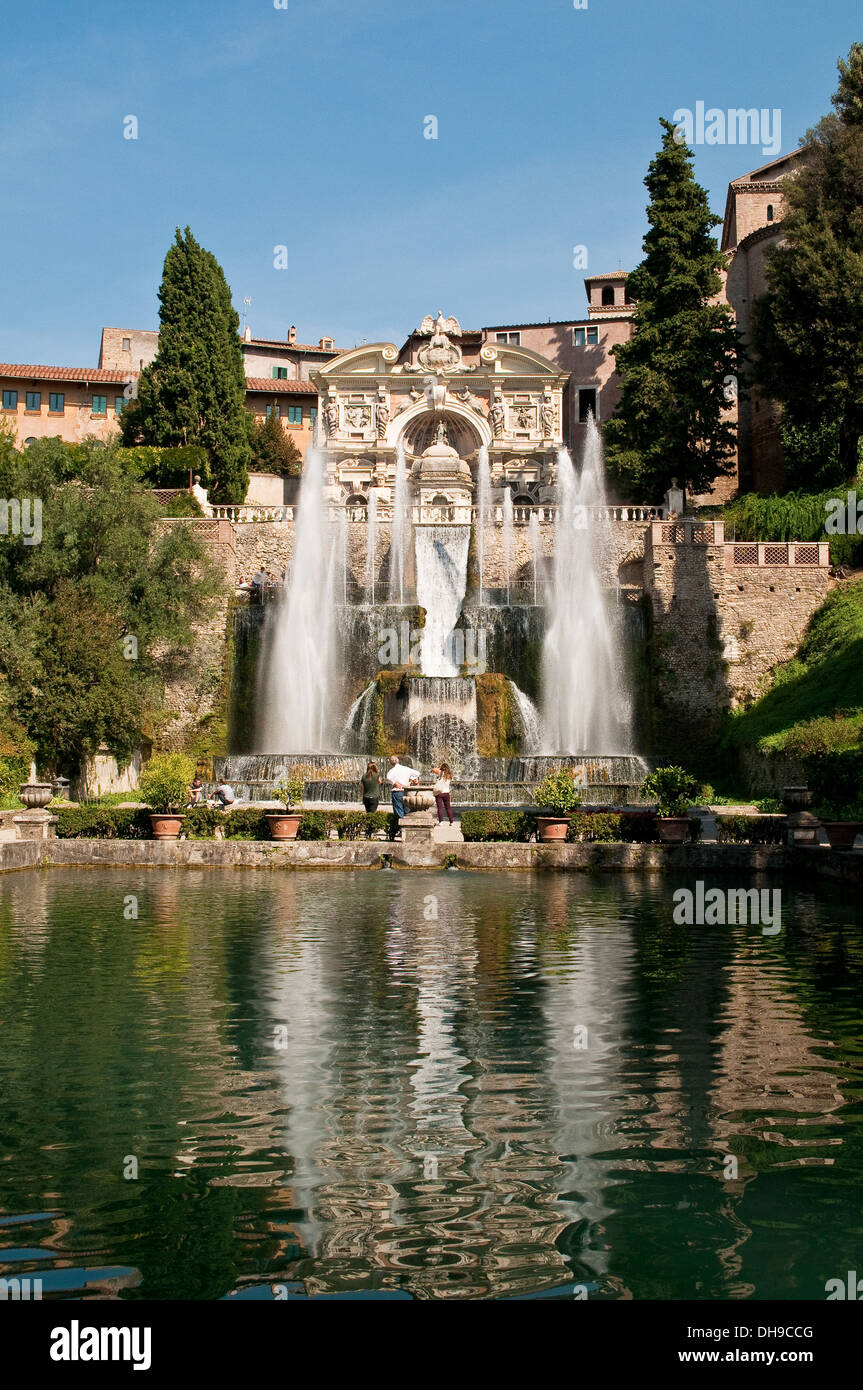 Neptune Fountain and Fish ponds,, Villa d'Este, Tivoli, Lazio, Italy ...