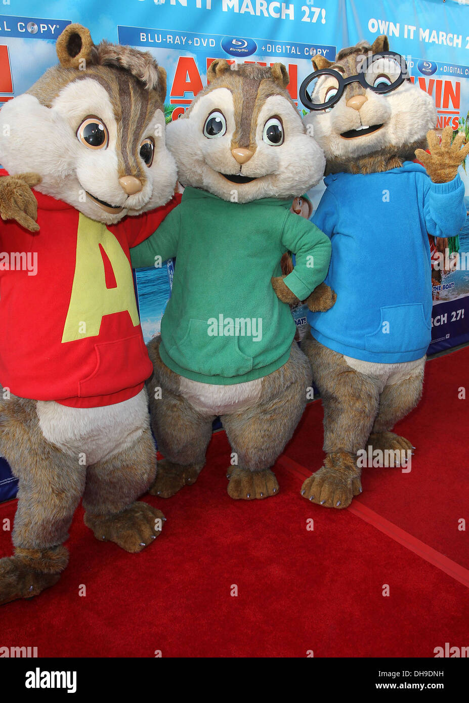 Alvin And Chipmunks Twentieth Century Fox Home Entertainments Alvin And Chipmunks Chipwrecked