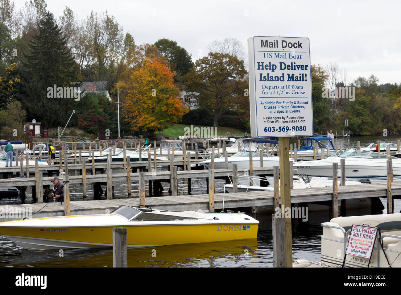 The sign for the Mail Dock at Wolfeboro, on Lake Winnipesaukee in New ...