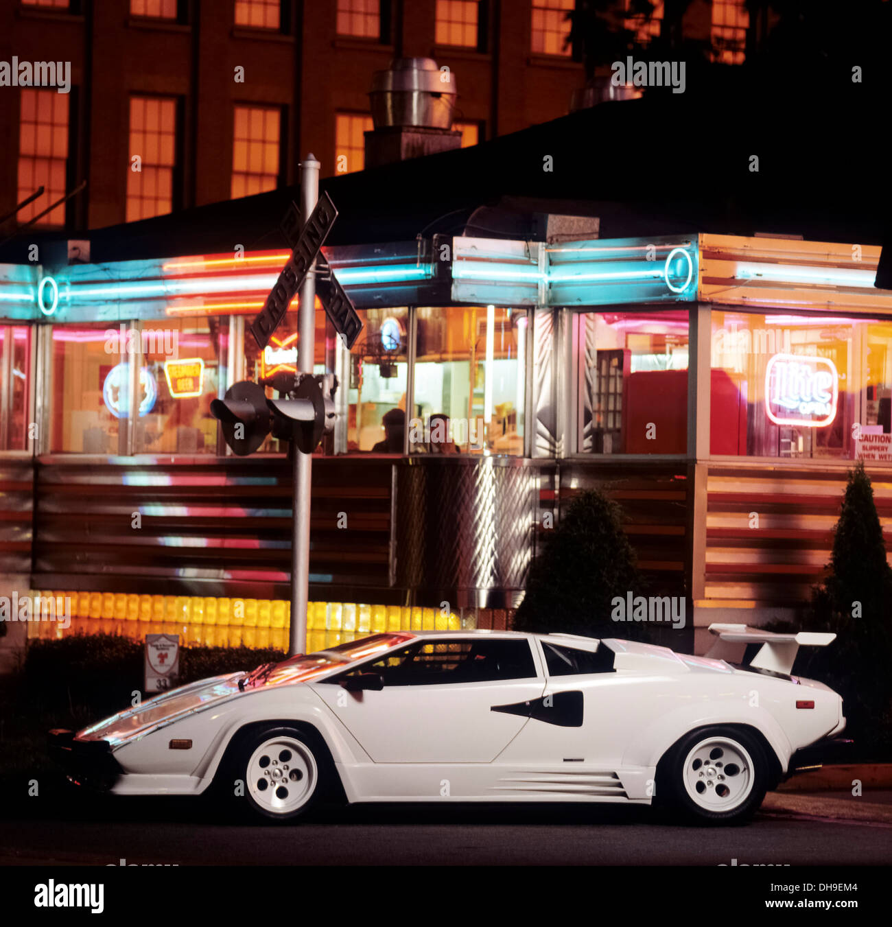Lamborghini Countach in front of a diner Stock Photo - Alamy