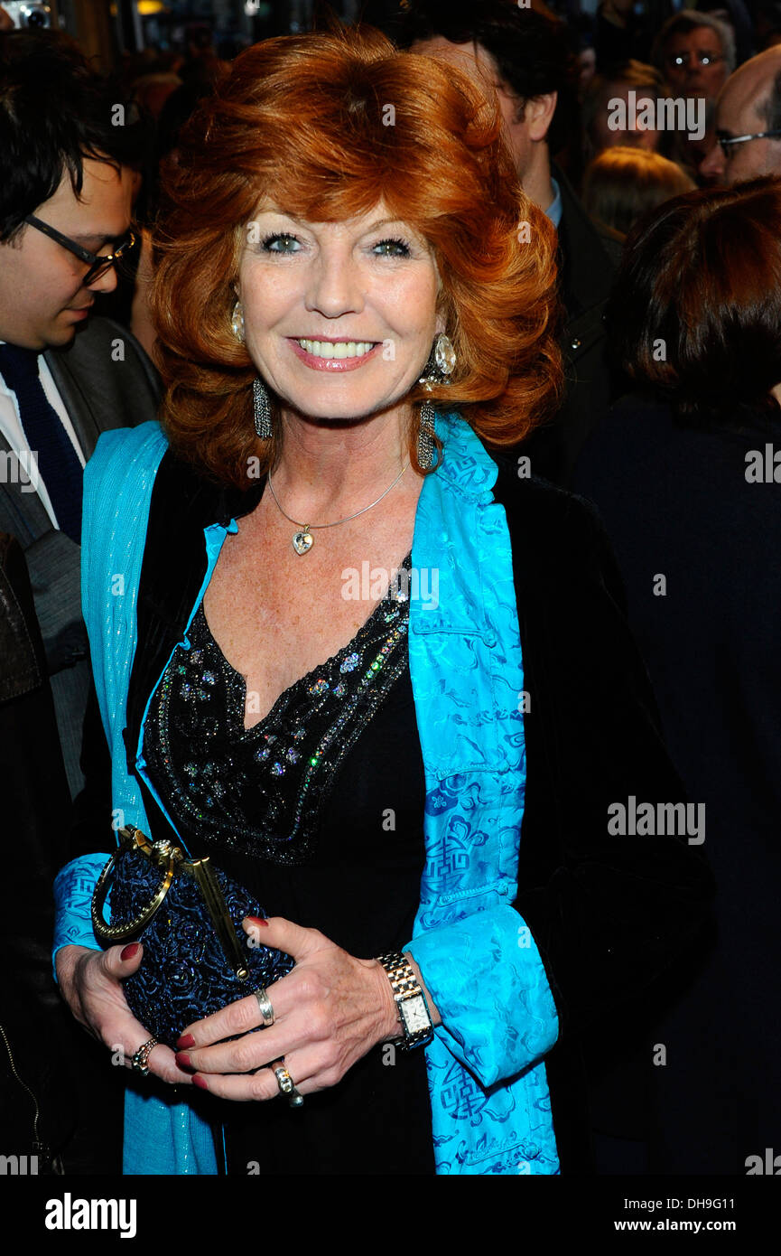 Rula Lenska Stock Photos & Rula Lenska Stock Images - Alamy