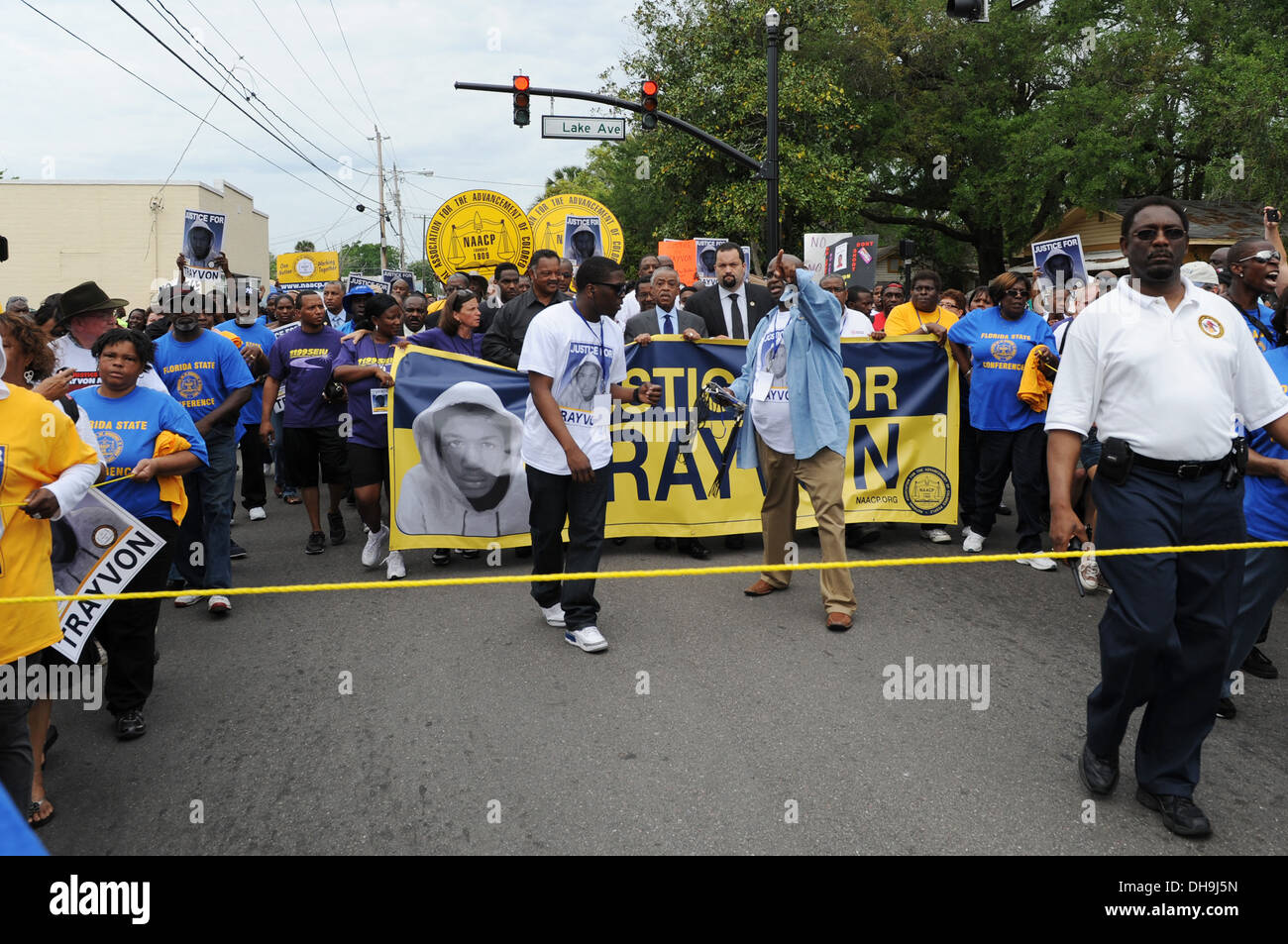 L-R) Rev Jesse Jackson and Rev Al Sharpton march with Trayvon Martin ...