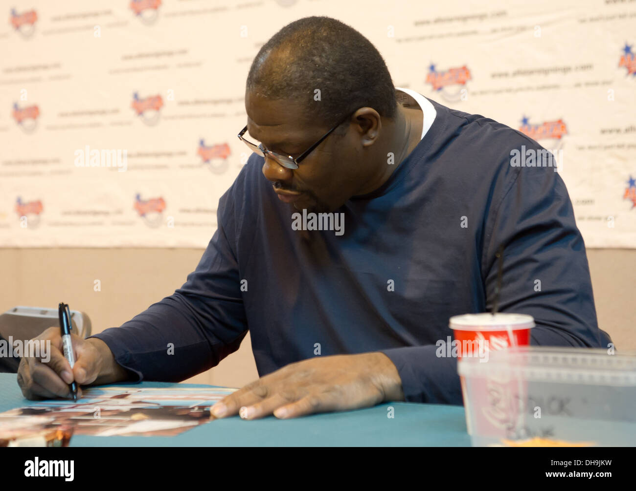 Riddick Bowe 2012 Memorabilia Show at NEC Birmingham Birmingham England ...