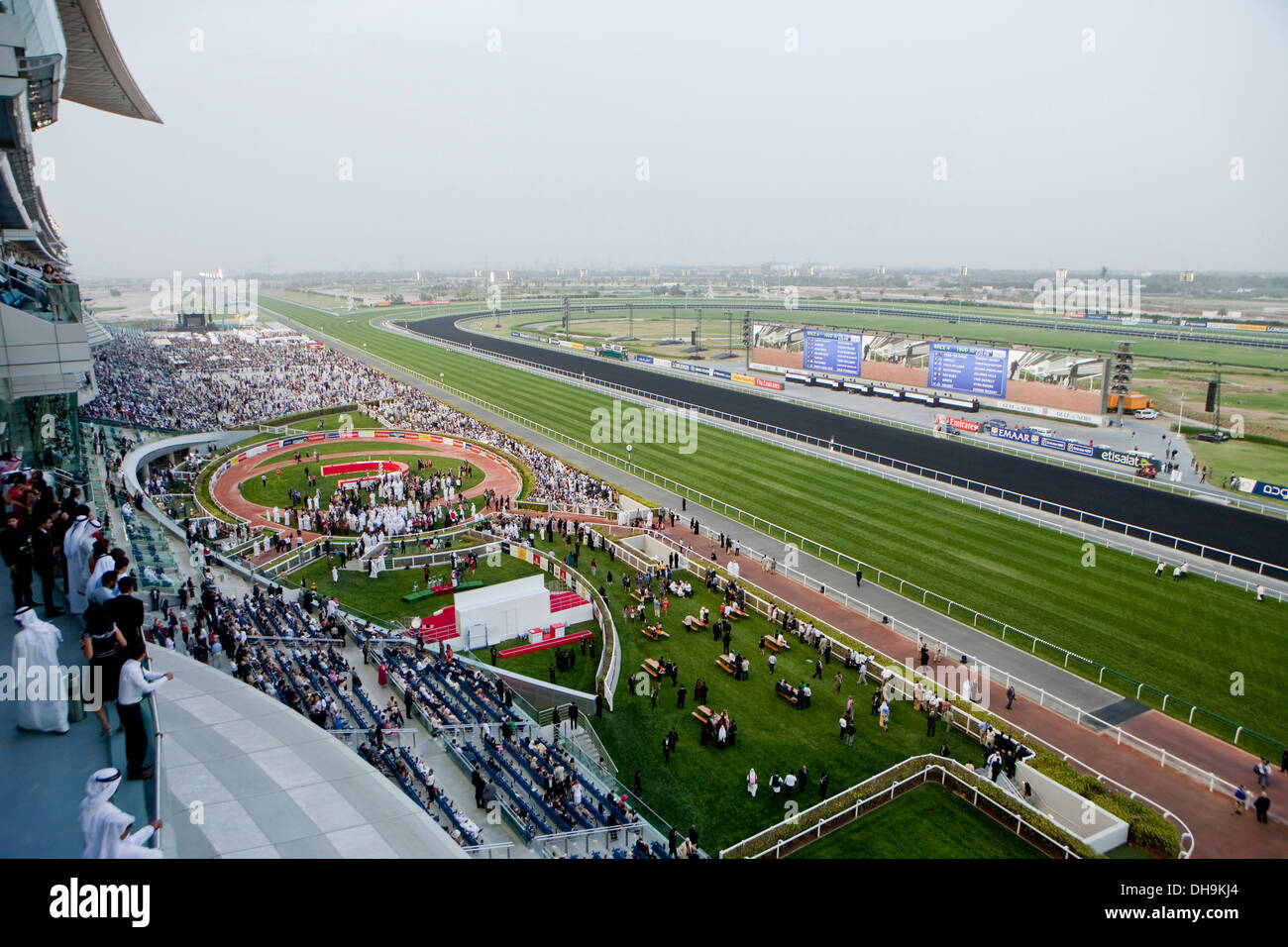 Atmosphere 2012 Dubai World Cup at Meydan Racecourse Dubai United Arab ...