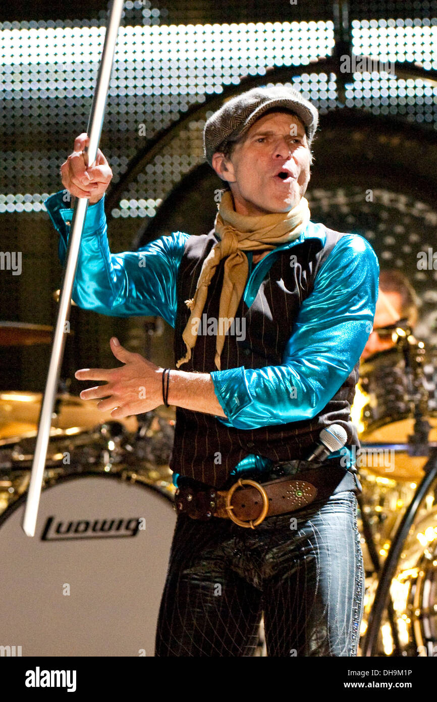 David Lee Roth Van Halen perform a live show at the Allstate Arena ...