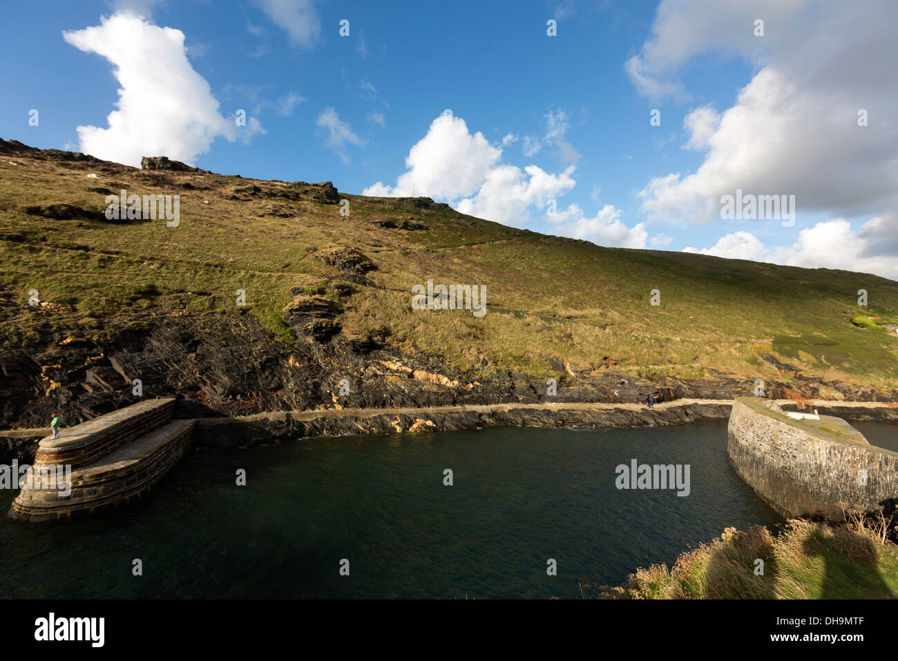 Boscastle a village and fishing port on the north coast of Cornwall ...