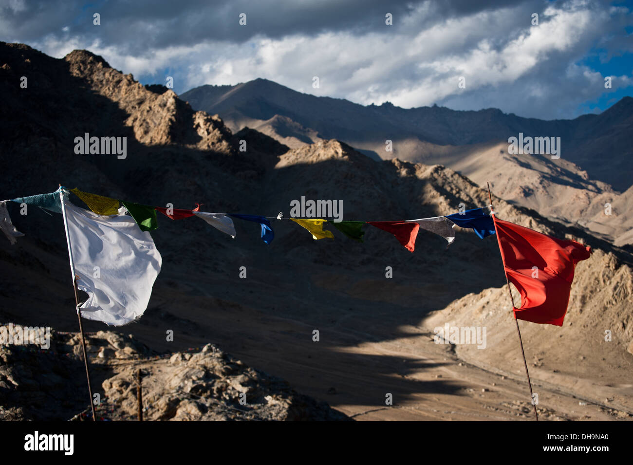 Buddhist prayer flags india hi-res stock photography and images - Alamy