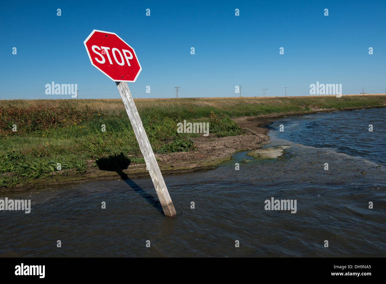 Red sign flood hi-res stock photography and images - Alamy