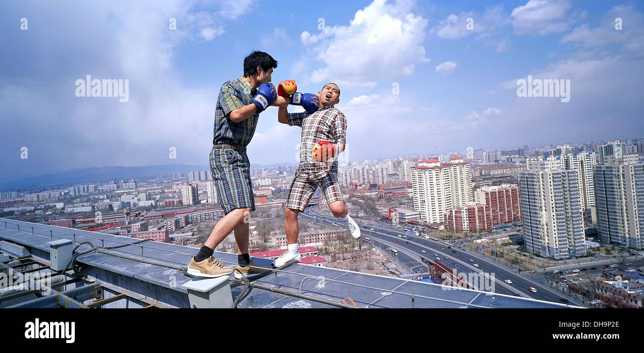 SUPER ACROBATIC ARTIST PHOTO-MAN Is it bird? Is it plane? No it's ...