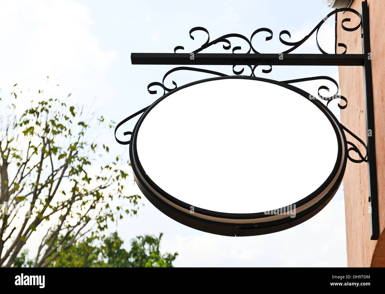 Old blank shop sign hi-res stock photography and images - Alamy