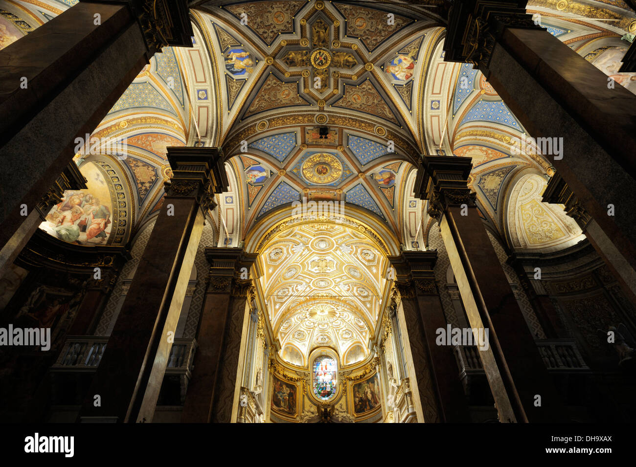 Vaulted ceiling santa maria hi-res stock photography and images - Alamy