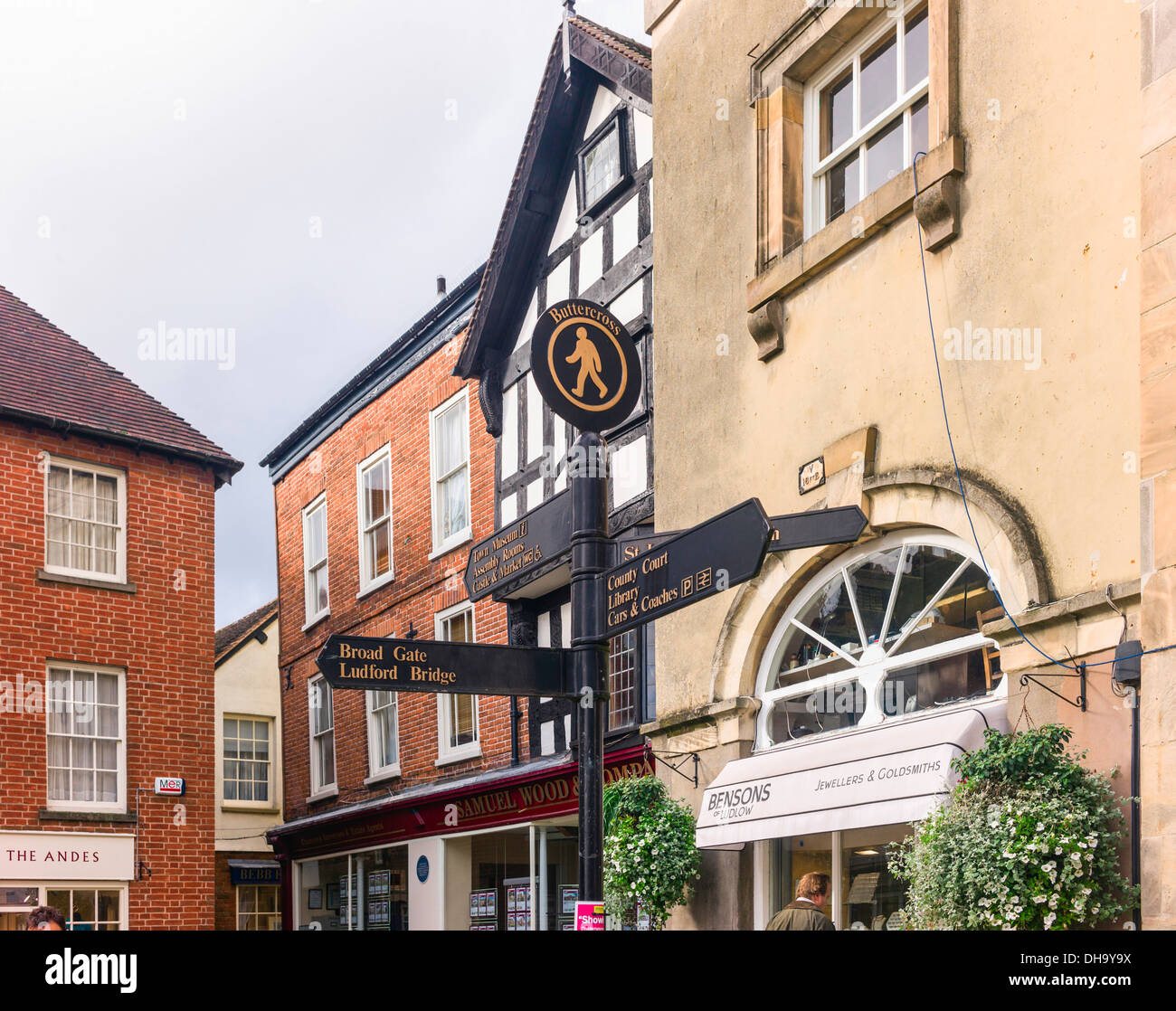Ludlow town centre hi-res stock photography and images - Alamy