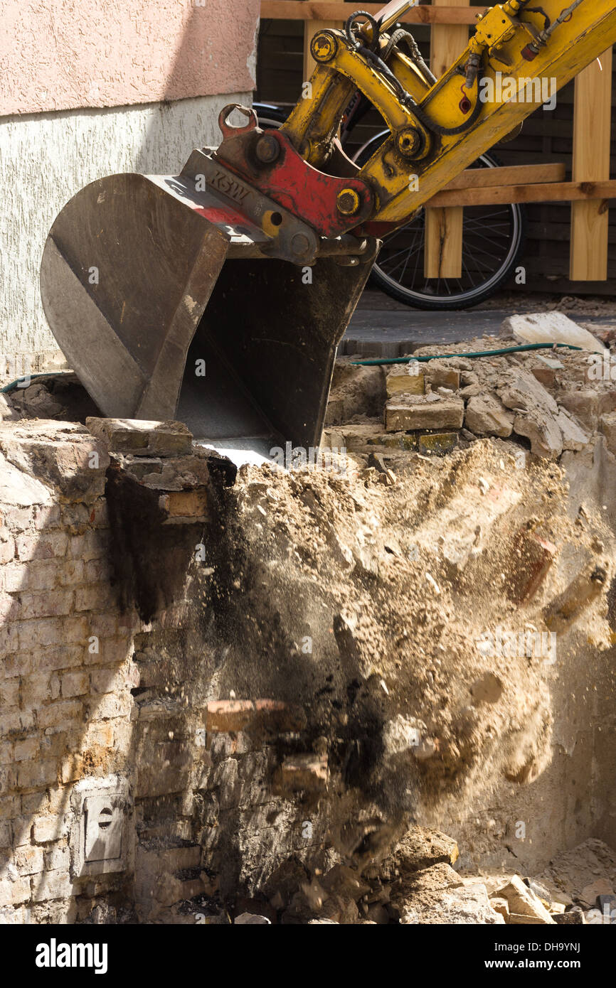 Preparing for the demolition hi-res stock photography and images - Alamy