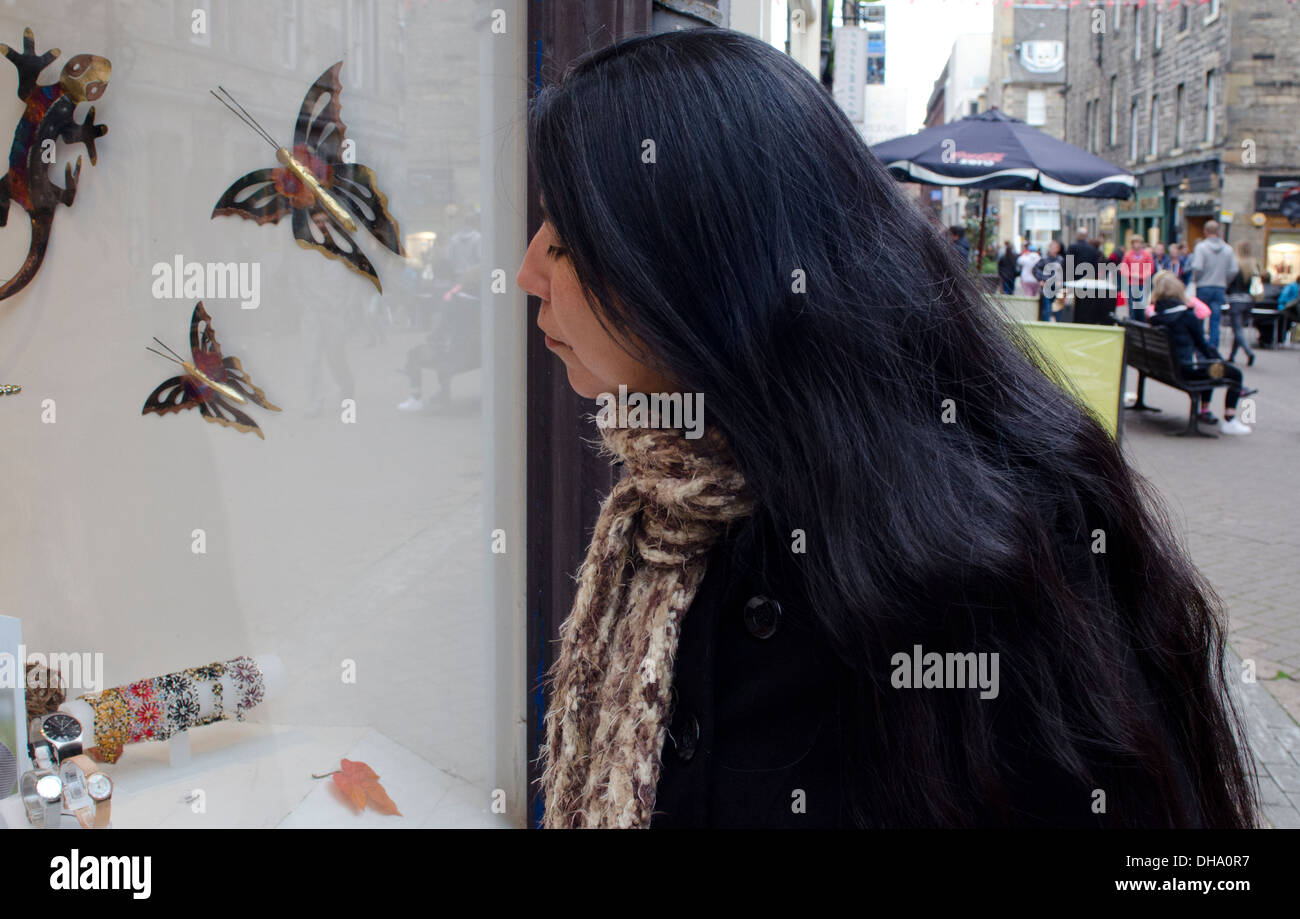 Window browse hi-res stock photography and images - Alamy