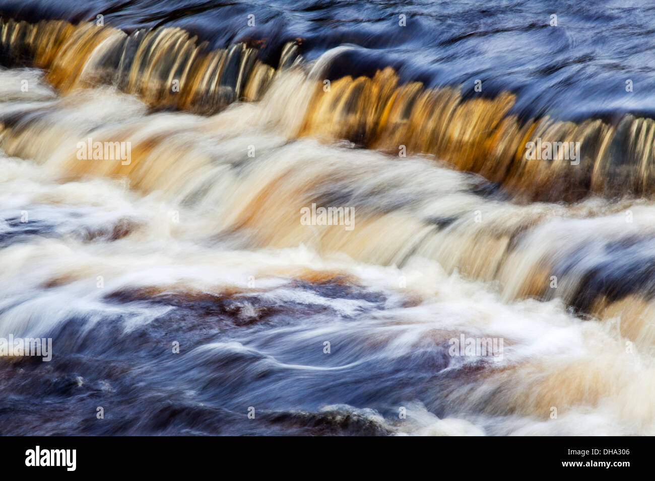 Hull pot yorkshire dales hi-res stock photography and images - Alamy