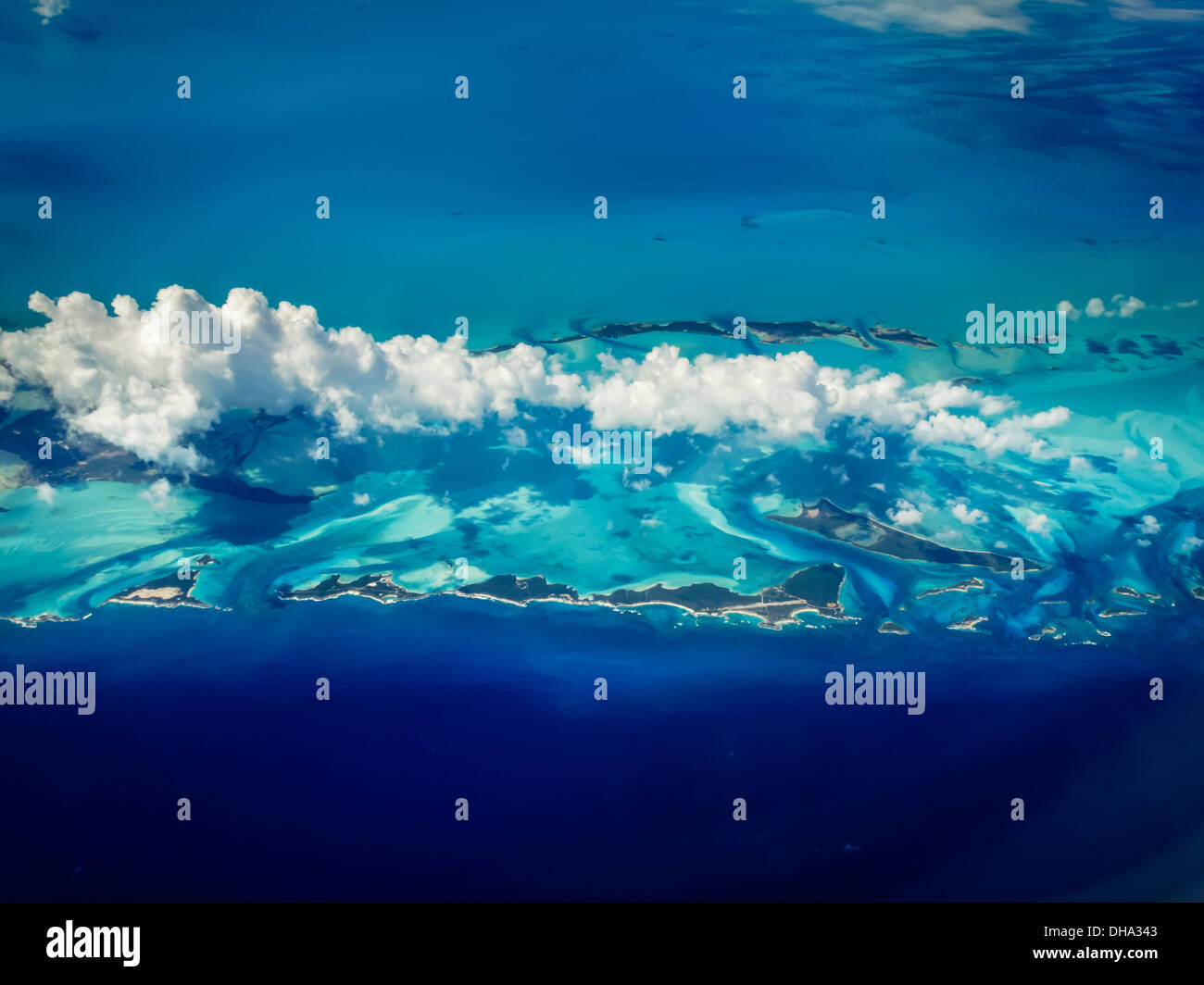 Aerial view islands map hi-res stock photography and images - Alamy