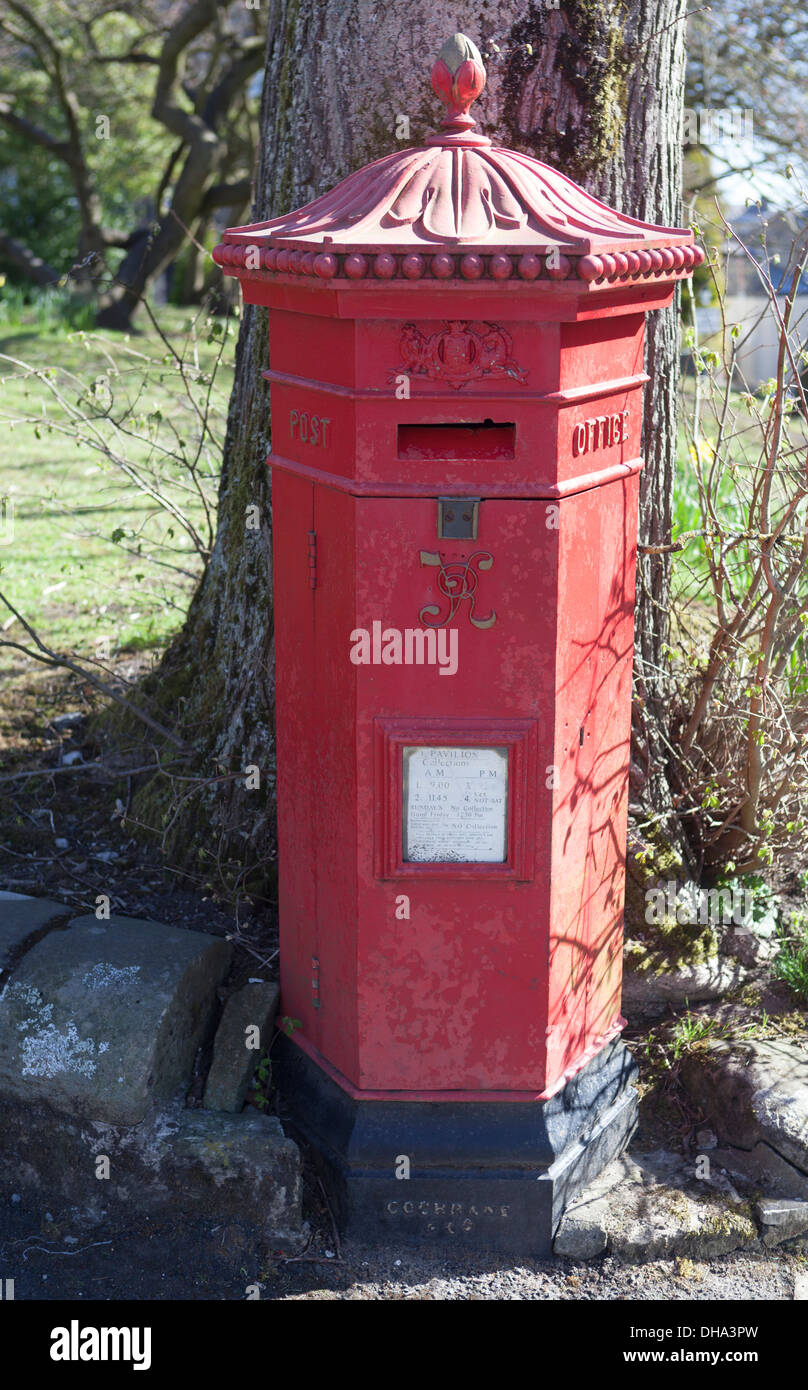 Victorian Post Box Stock Photo Alamy victorian-post-box-stock-photo-alamy