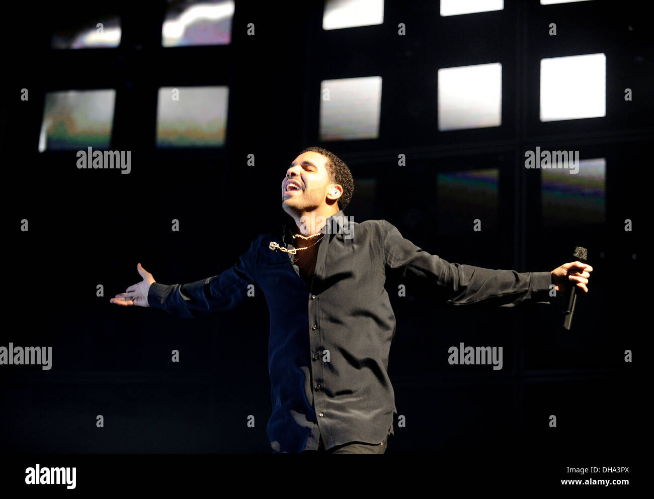 Rapper Drake performing at Heineken Music Hall in Amsterdam Amsterdam ...
