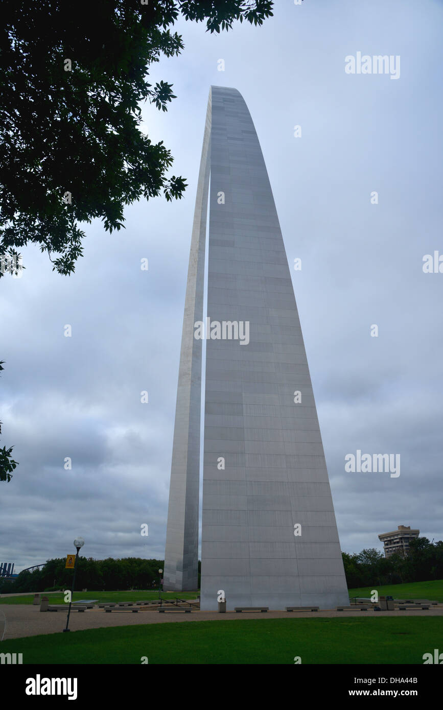 Gateway Arch, St Louis, Missouri. Built 1965, the stainless steel ...