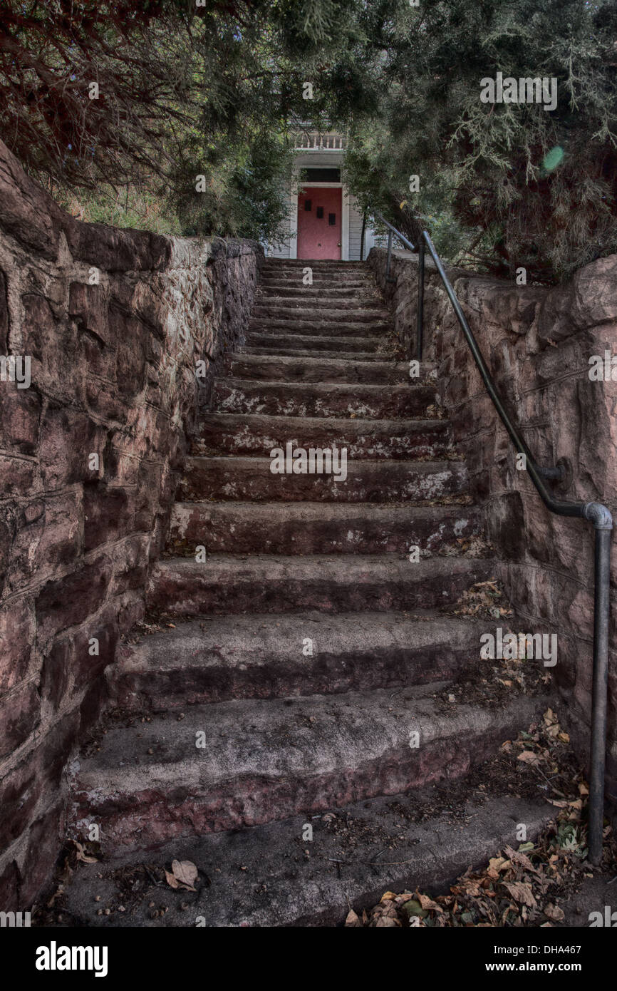 Creepy door hi-res stock photography and images - Alamy