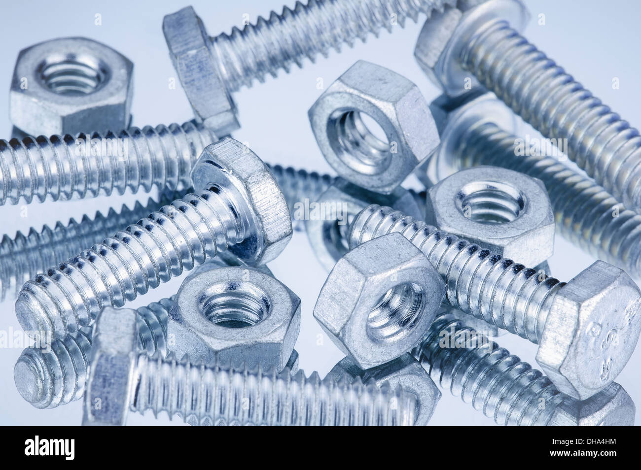 Silver nut bolts hi-res stock photography and images - Alamy