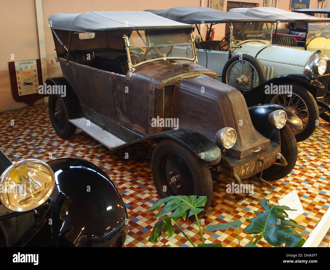 Renault kj hi-res stock photography and images - Alamy