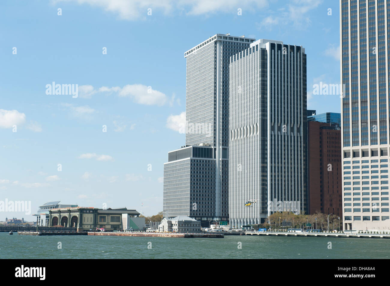 Downtown manhattan heliport hi-res stock photography and images - Alamy
