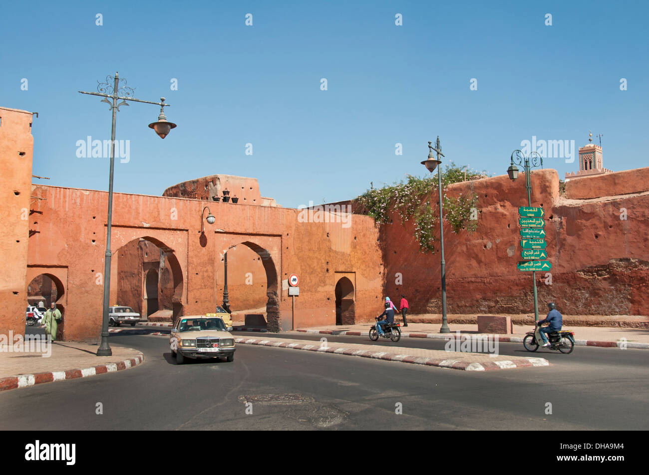 Koran gate hi-res stock photography and images - Alamy