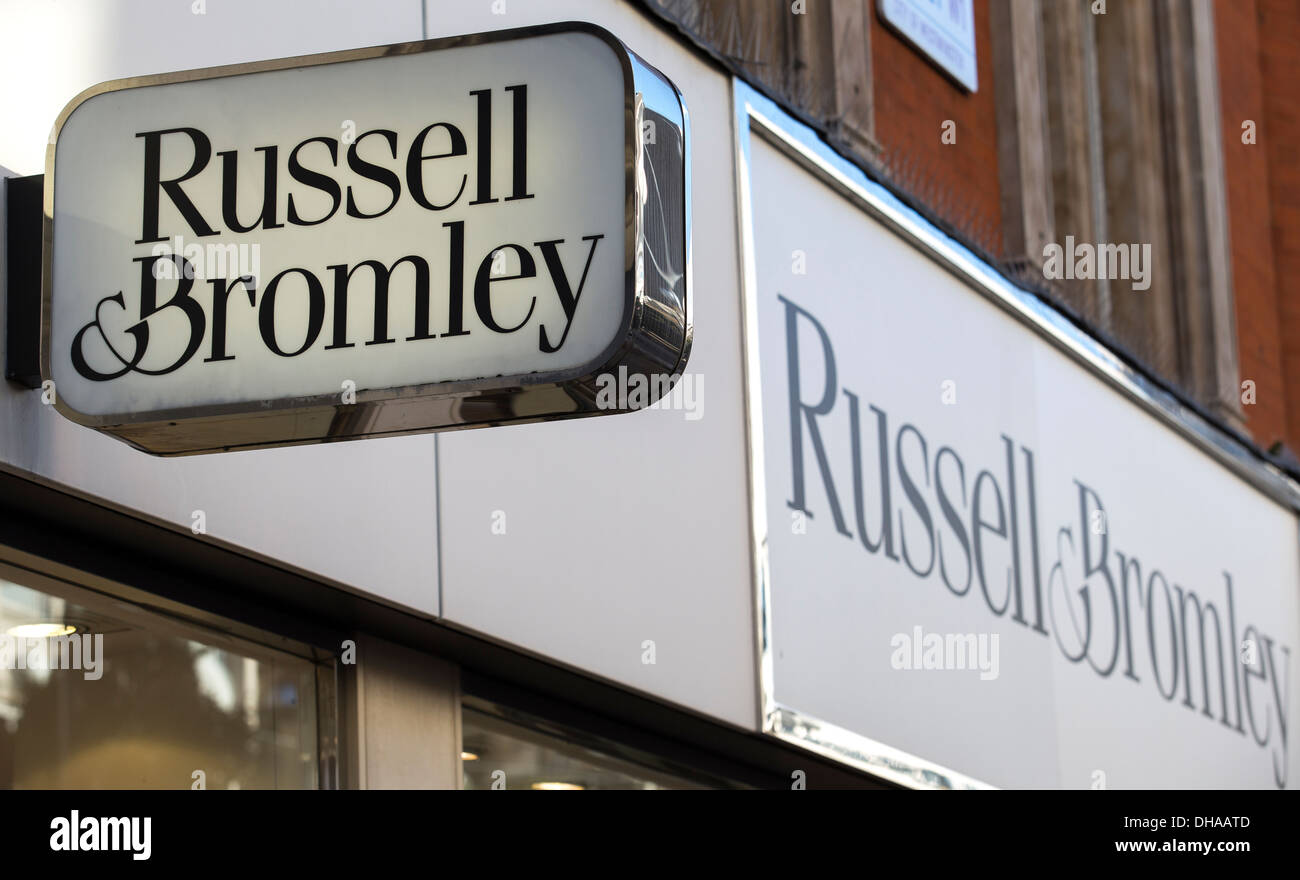 04/11/2013 Russell & Bromley, shop sign. London, UK Stock Photo - Alamy