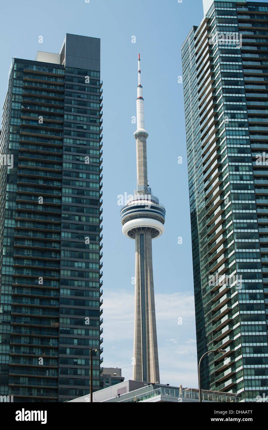 Low angle view of cn tower framed between two skyscrapers hi-res stock ...