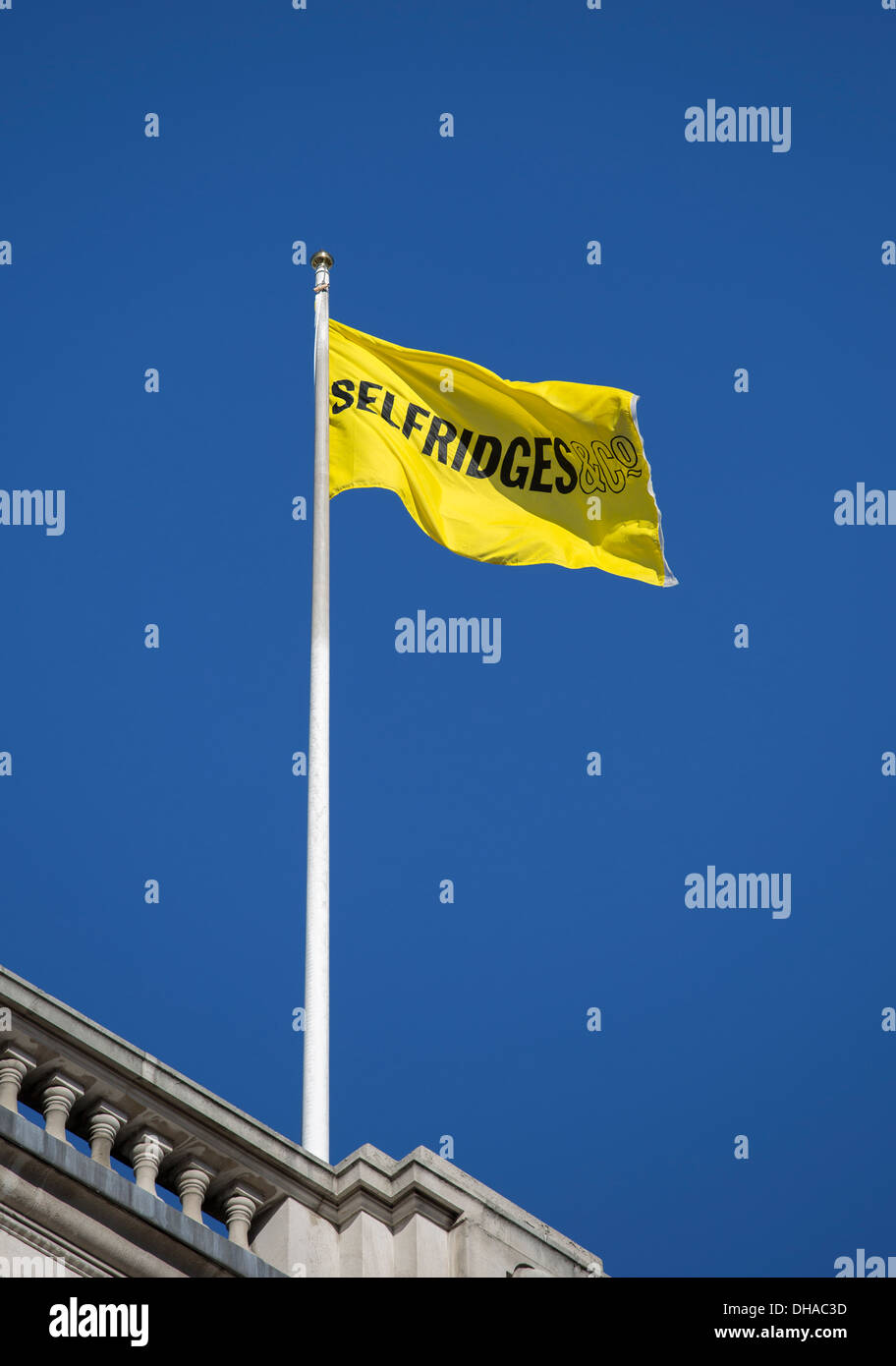 Selfridges signage hi-res stock photography and images - Alamy