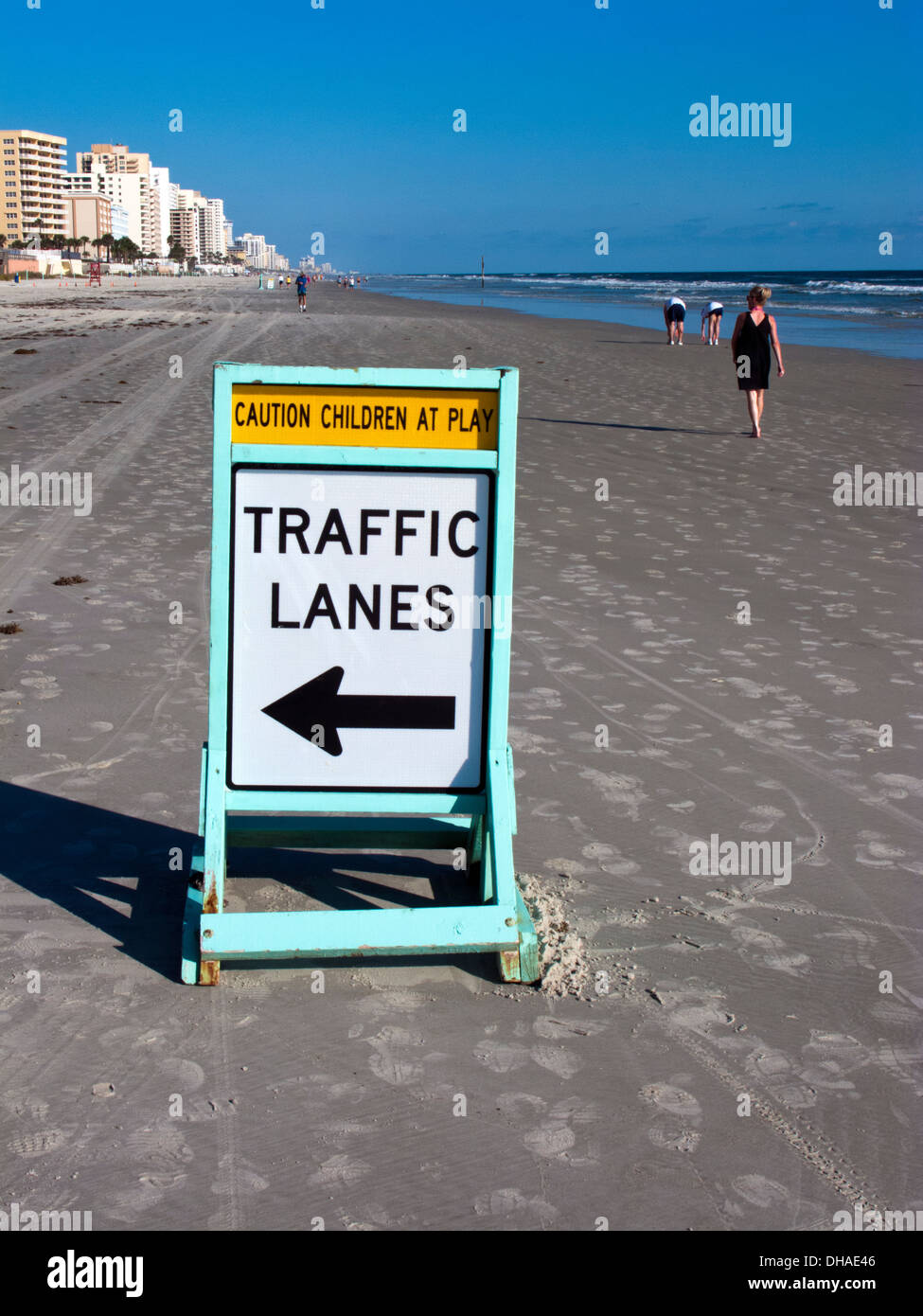 Traffic sign on Daytona beach shores Stock Photo - Alamy