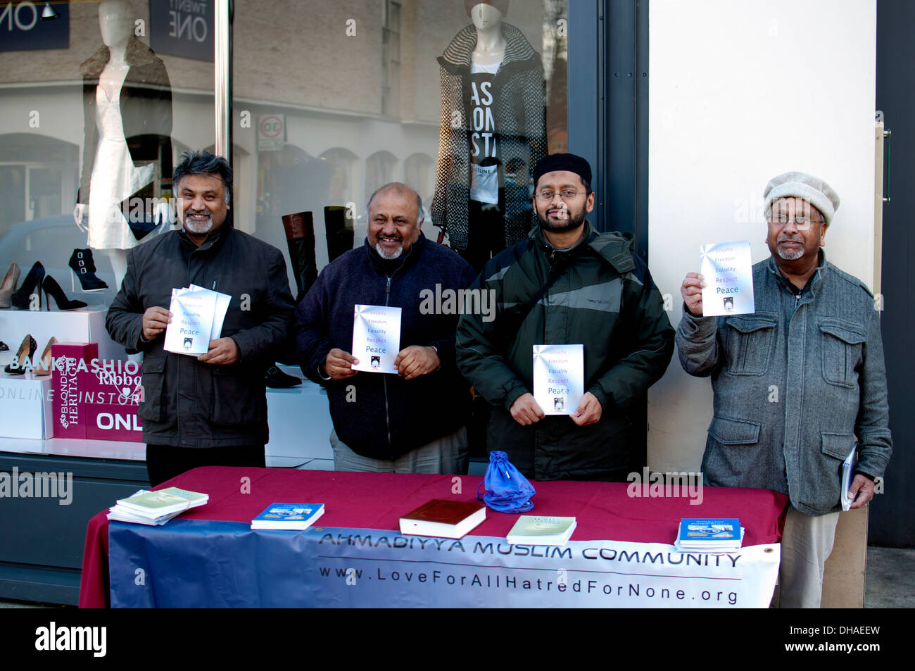 Ahmadiyya Muslim community stand, Leamington Spa, UK Stock Photo - Alamy