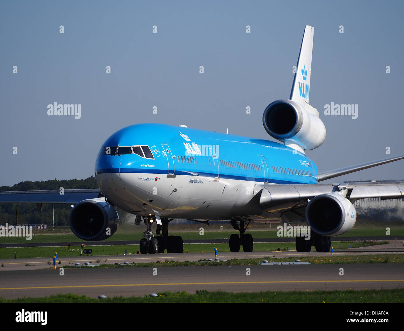 The PH-KCE McDonnell Douglas MD-11, operated by KLM Royal Dutch ...