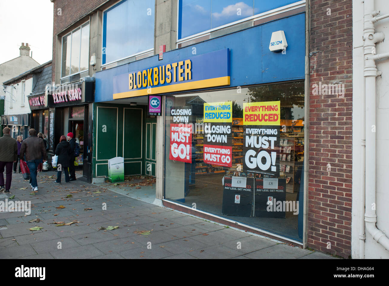Video Rental Store, Blockbuster. Closing down signs in the window of a ...