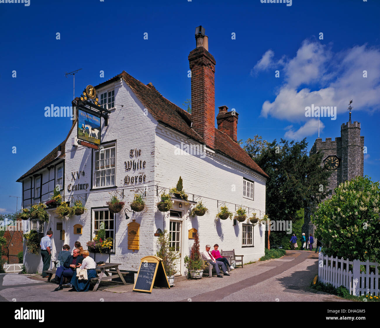 Chilham pub hi-res stock photography and images - Alamy