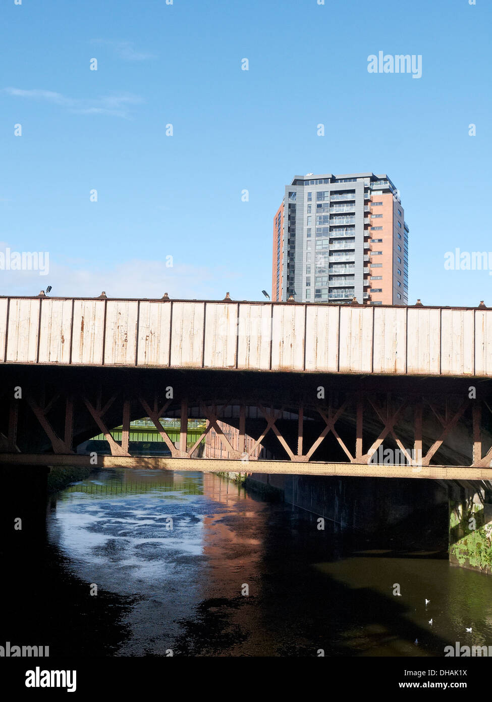 Victoria bridge station hi-res stock photography and images - Alamy