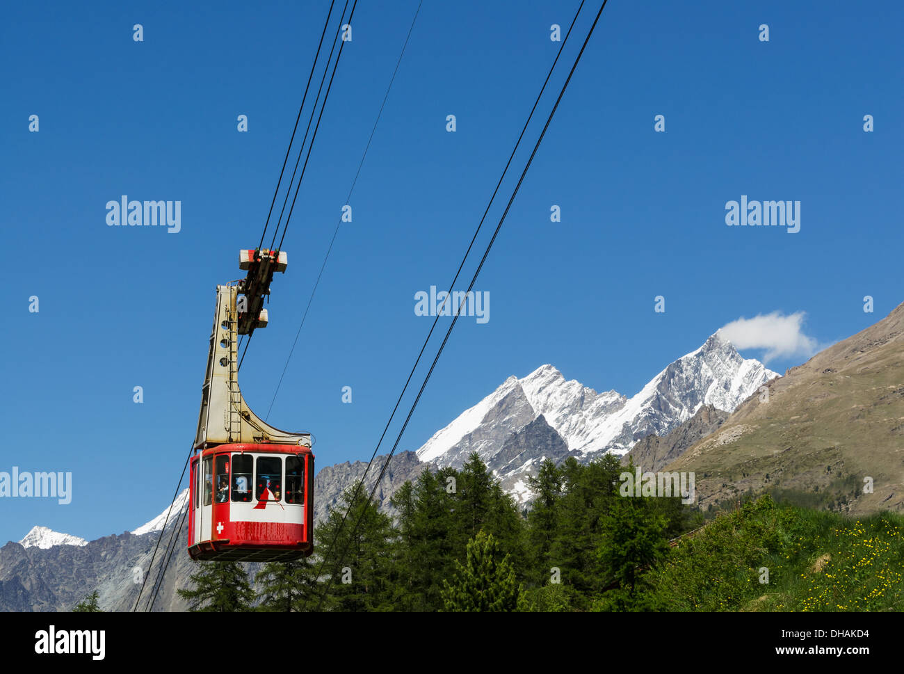 Aerial tram switzerland hi-res stock photography and images - Alamy